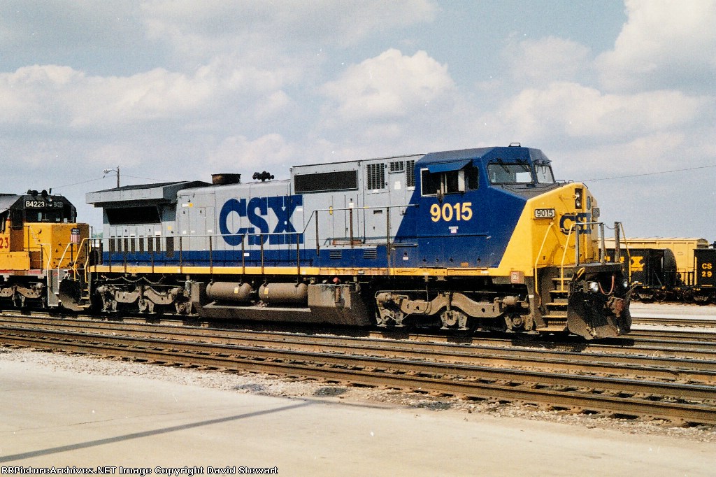 CSX 9015